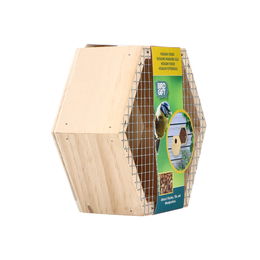 Foderstation til fugle i træ